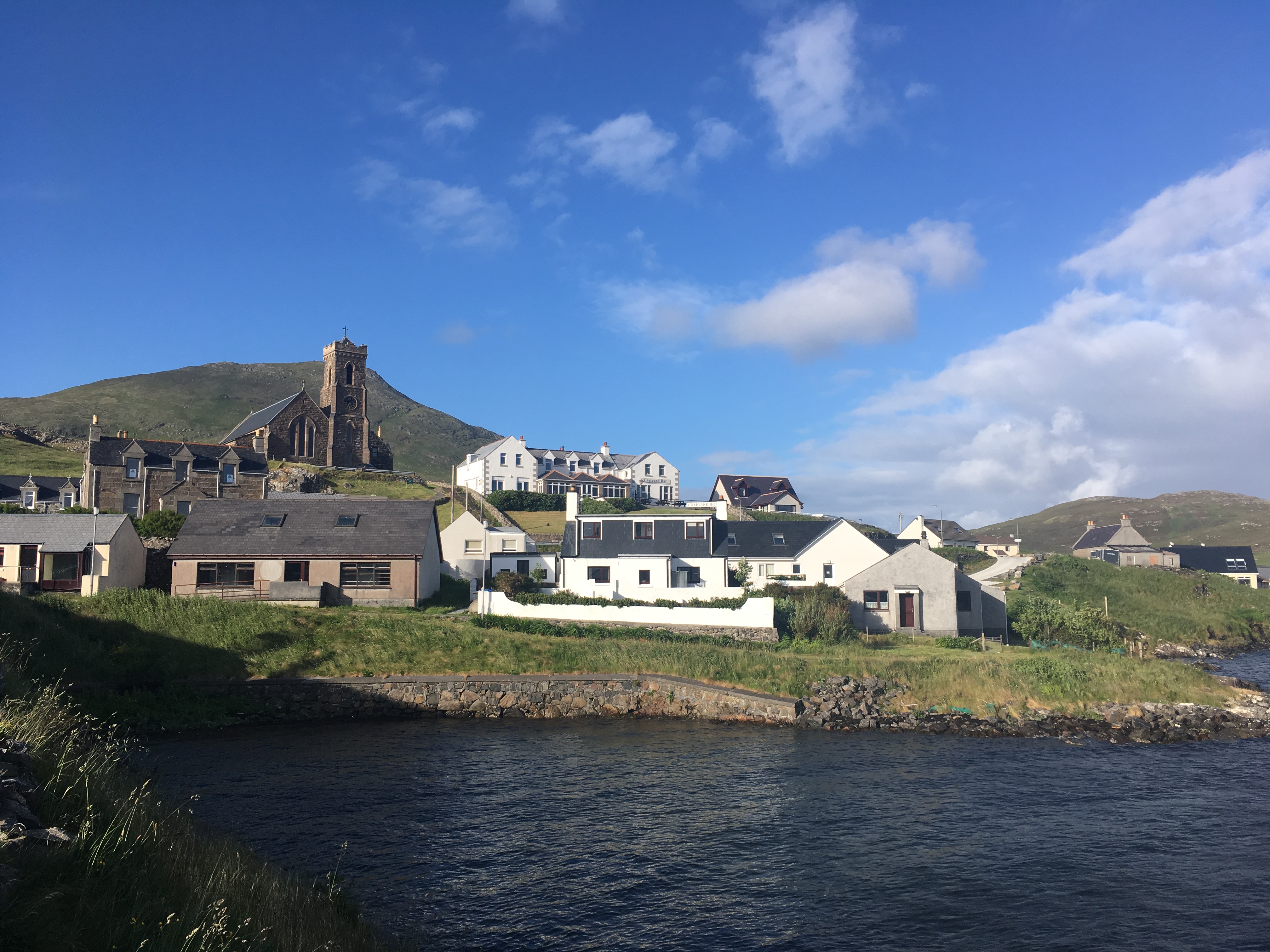 Bun-sgoil Bhàgh a’ Chaisteil Castlebay Primary School – Barra Schools ...